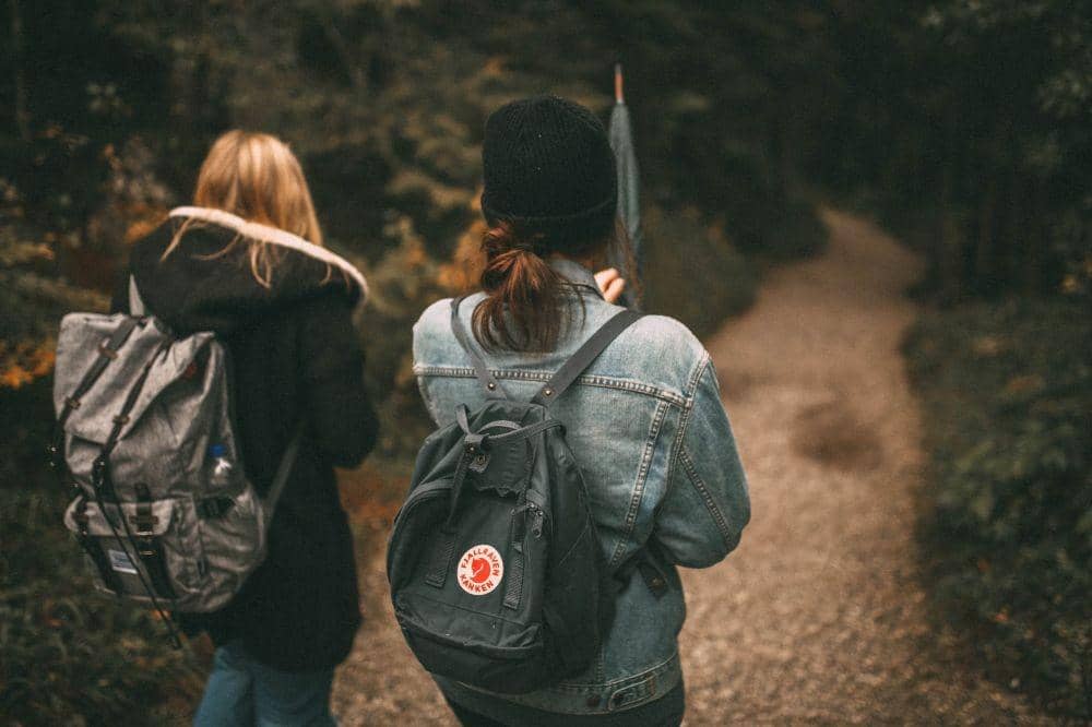 15 Merek Tas Ransel Terbaik yang Keren dan Awet | IDN Times