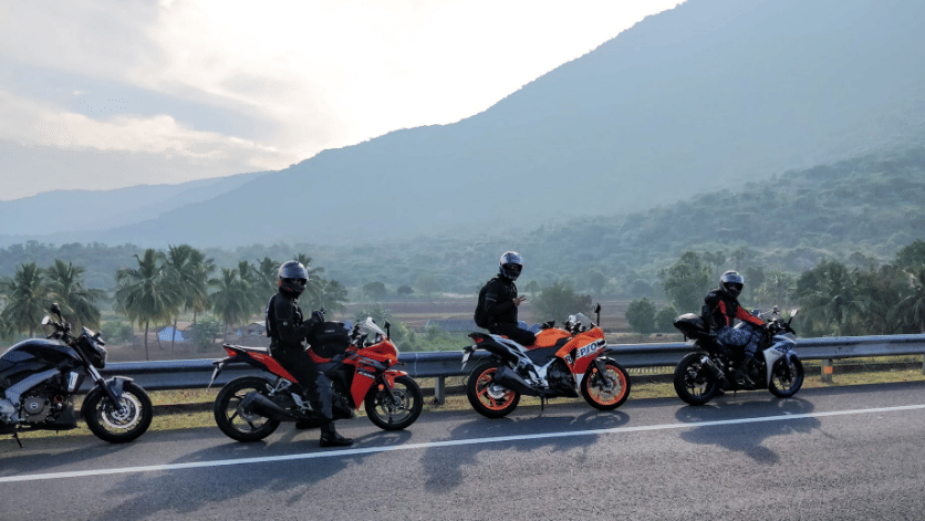 12 Helm Murah Berkualitas Terbaik 2023, Nyaman Dipakai | IDN Times