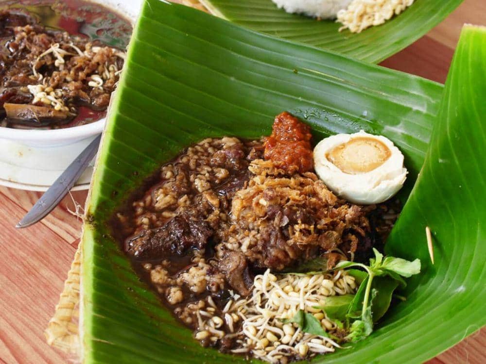 7 Tempat Makan Rawon Terlaris Di Madiun, Sedap Maksimal! | IDN Times