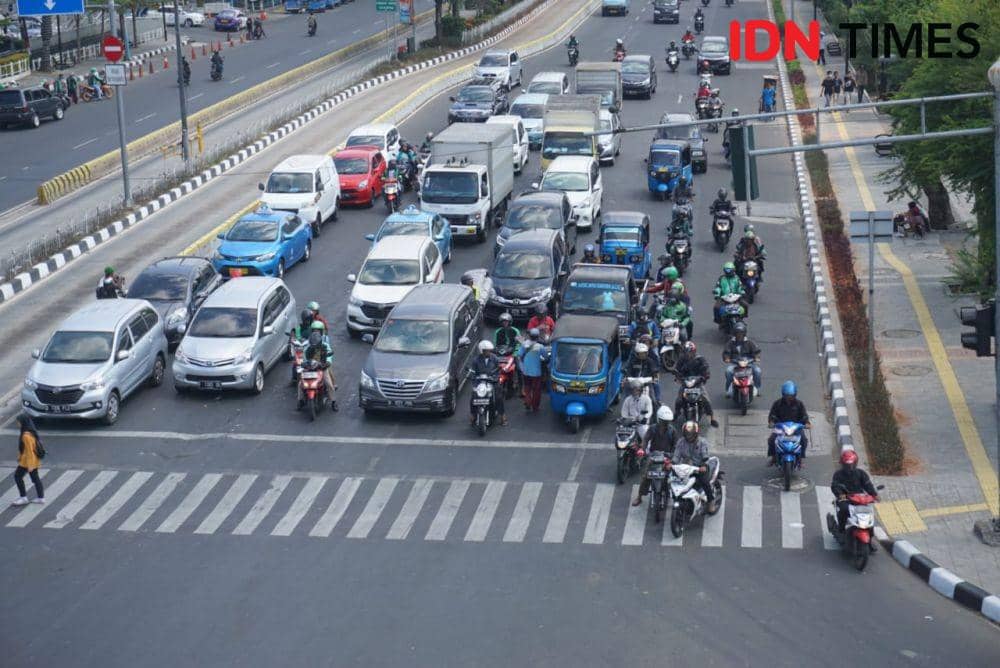 4 Lampu Merah Terlama di Indonesia, Ada yang Sampai 12 Menit | IDN Times