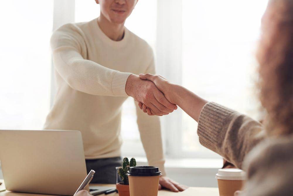 Leasing: Pengertian, Ciri, Jenis dan Contoh Perusahaannya | IDN Times