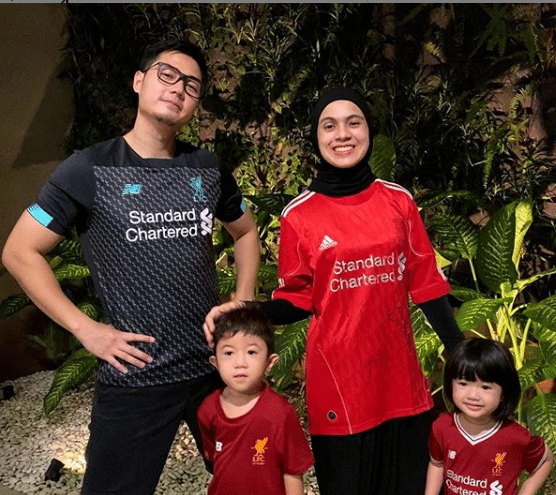 Senangnya Juara, 10 Artis Indonesia Ini Ternyata Fans Liverpool | IDN ...