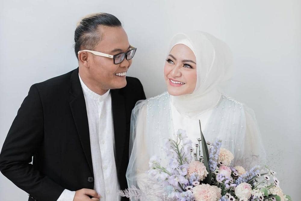 Siap Menikah, 9 Foto Pre-Wedding Sule dan Nathalie Holscher | Popbela.com