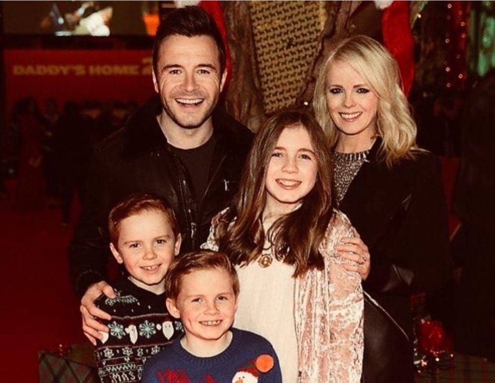 9 Potret Keluarga Shane Filan Westlife dengan 3 Anak | IDN Times