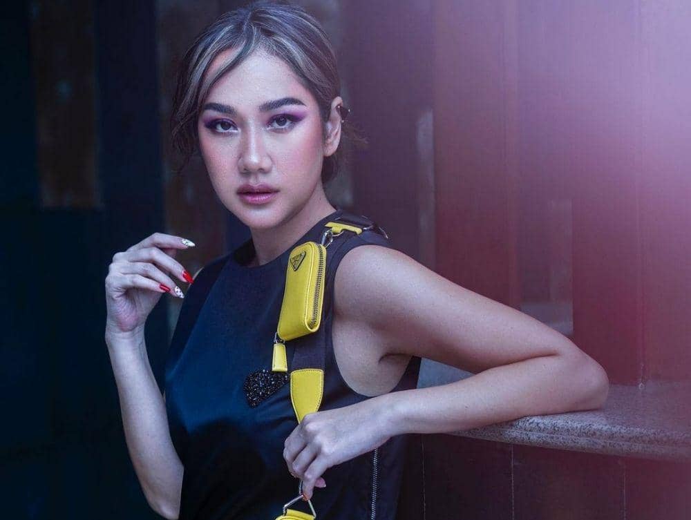 9 Potret Terbaru Bunga Citra Lestari yang Berumur 39 Tahun | IDN Times