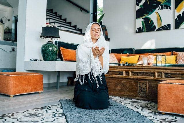 Surat Ali 'Imran Ayat 46-60 Arab: Kandungan hingga Keutamaan | IDN Times