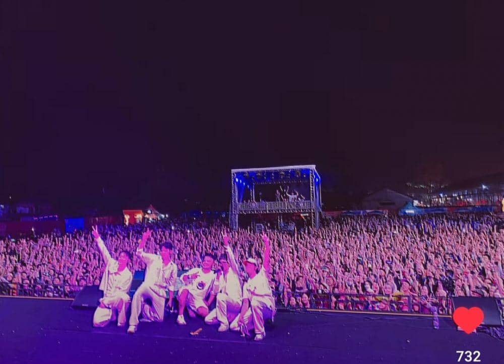 Keseruan Boyband SMASH saat Manggung, Ramai oleh Smashblast | IDN Times