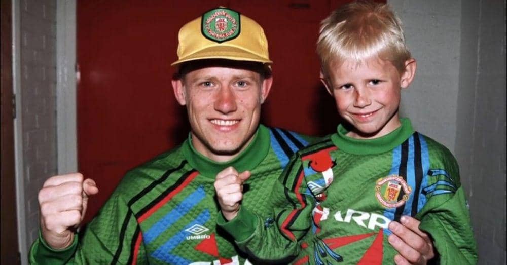 Ayah dan Anak yang Sama-sama Pernah Mencicipi Piala Dunia | IDN Times
