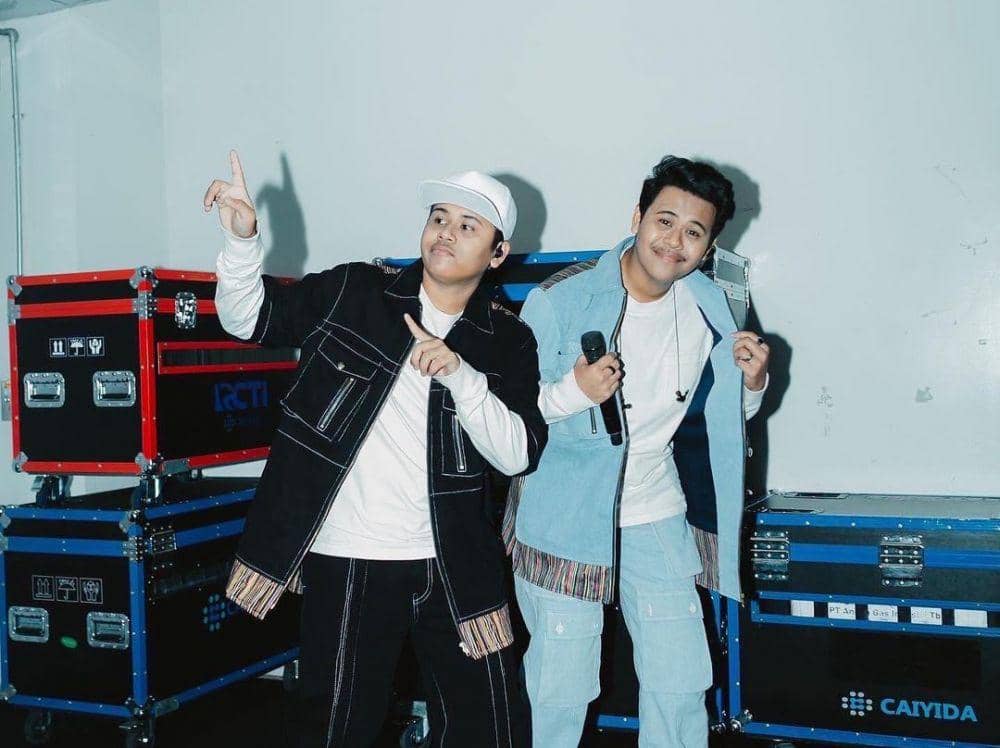 Gery Gany, Duo Pelantun Sesaat Kau Hadir yang Lagi Viral | IDN Times