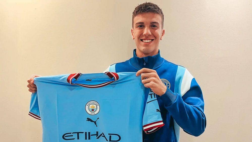 5 Pemain Argentina yang Bela Manchester City sebelum Perrone | IDN Times