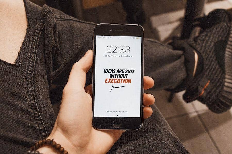 7 Nama Tema Xiaomi Mirip iPhone, Jadi Kelihatan HP Mahal | IDN Times