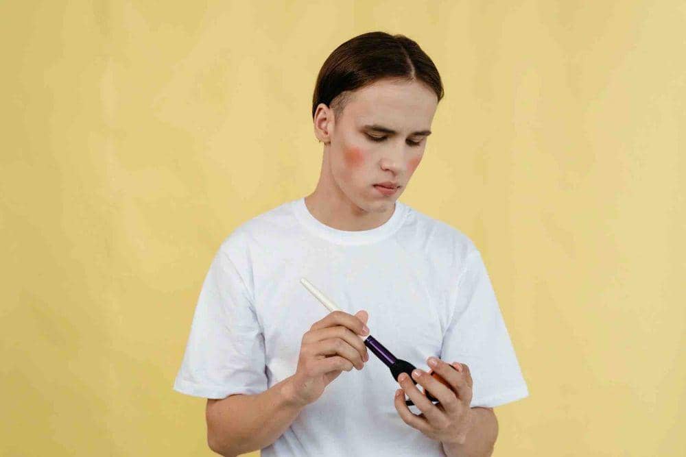 5 Rekomendasi Face Mist Lokal Terbaik, Makeup Tahan Lama! | IDN Times