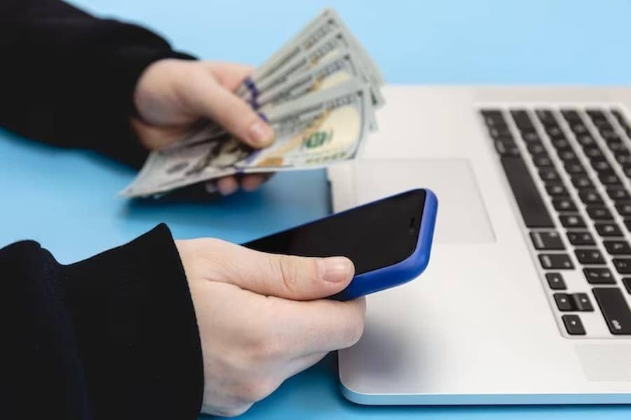 15 Aplikasi Penghasil Uang Rp100 Ribu per Hari | IDN Times