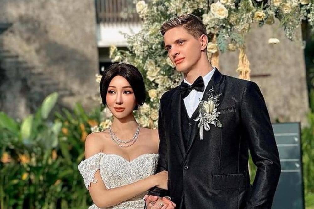 Tuai Pro Kontra, 8 Potret Tunangan Lucinta Luna & Pacar Bule | Popbela.com