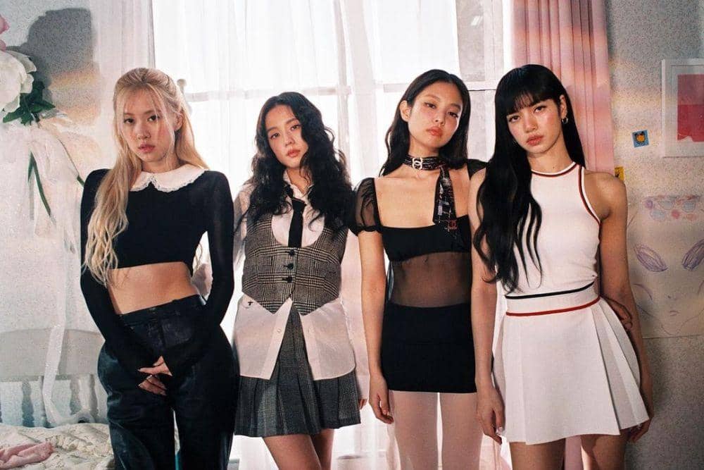 Lika-liku Percintaan Member BLACKPINK | Popbela.com