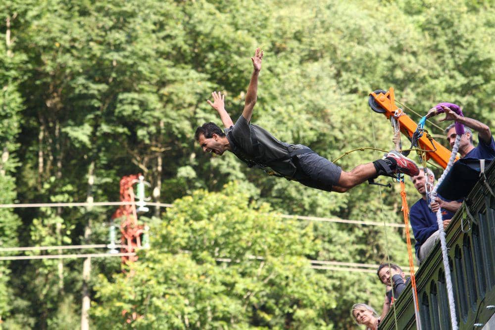 Rope Jumping: Pengertian, Cara, dan Manfaatnya | IDN Times