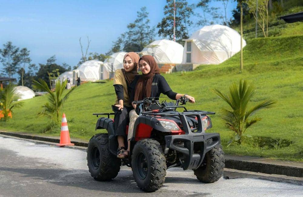 5 Wisata Gunung Kawi, Ada Glamping Seru! | IDN Times Jatim