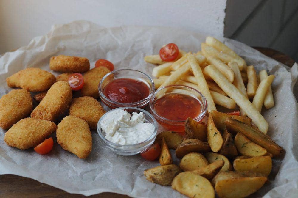 10 Macam Makanan Serba Goreng untuk Snack Platter | IDN Times