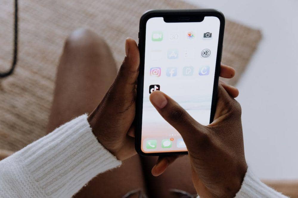 Apa Arti LC yang Viral di Tiktok? Ini Penjelasannya | IDN Times