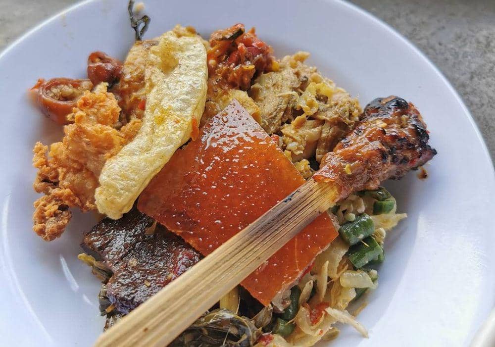 10 Nama Makanan dalam Bahasa Bali | IDN Times Bali