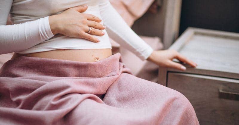 Ciri-Ciri Hamil 15 Minggu yang Sehat, Janin Sebesar Buah Pir | Popmama.com