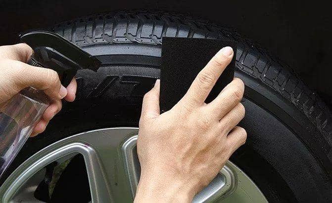 7 Merek Semir Ban Mobil Terbaik dengan Harga Terjangkau | IDN Times