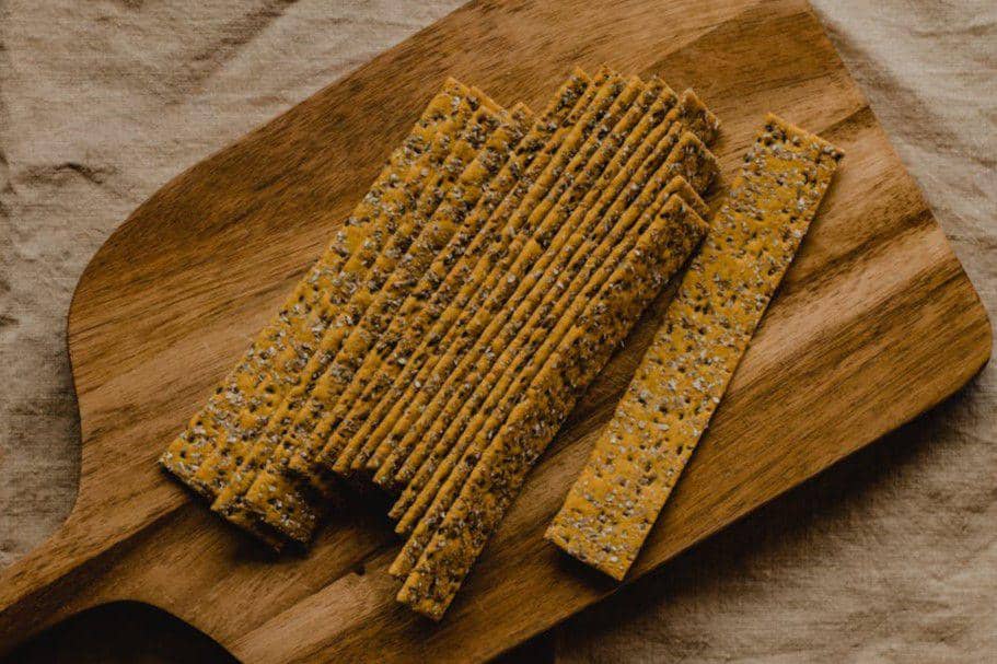 10 Langkah Membuat Crackers Homemade untuk Ngemil | IDN Times