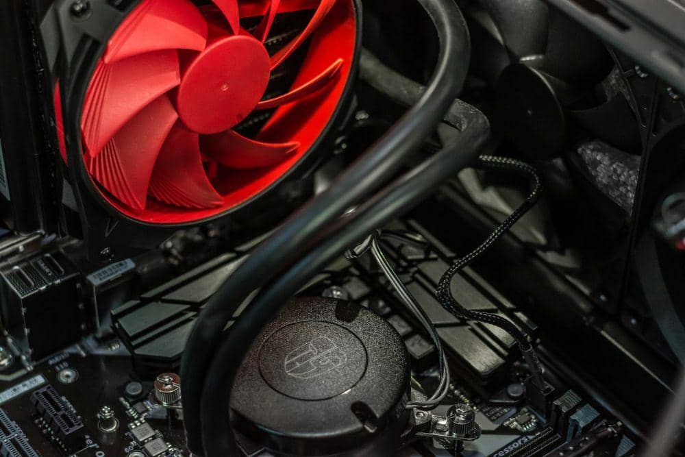 6 AIO Cooler Terbaik untuk CPU di 2024, Dinginnya Maksimal | IDN Times