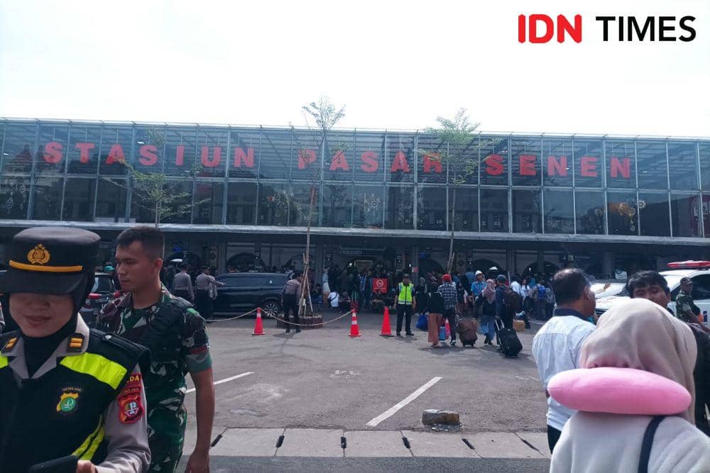 3 Cara ke Pasar Senen Naik Transportasi Umum | IDN Times