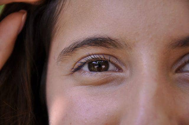 5 Rekomendasi Serum Alis yang Ampuh, Lebih Tebal dan Elegan! | IDN Times