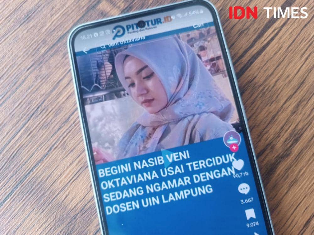 Dulu Digerebek Mesum Bareng Dosen, Veni Oktaviani Kini Viral | IDN ...