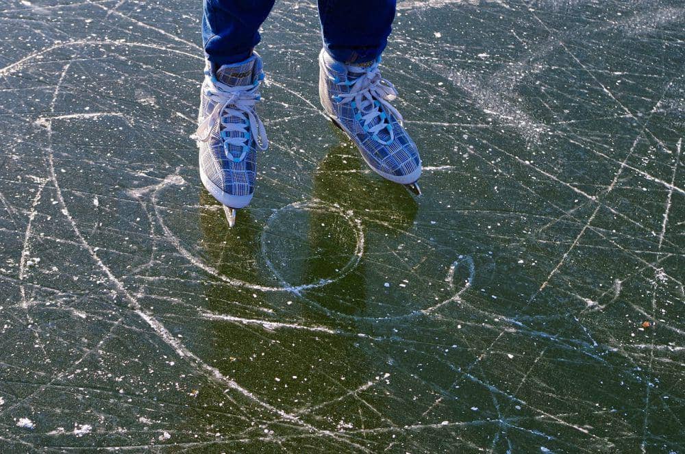3 Tempat Bermain Ice Skating di Surabaya | IDN Times Jatim