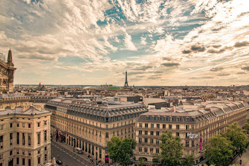 Kenapa Paris Disebut Kota Cinta? Ternyata Ini Alasannya! | IDN Times