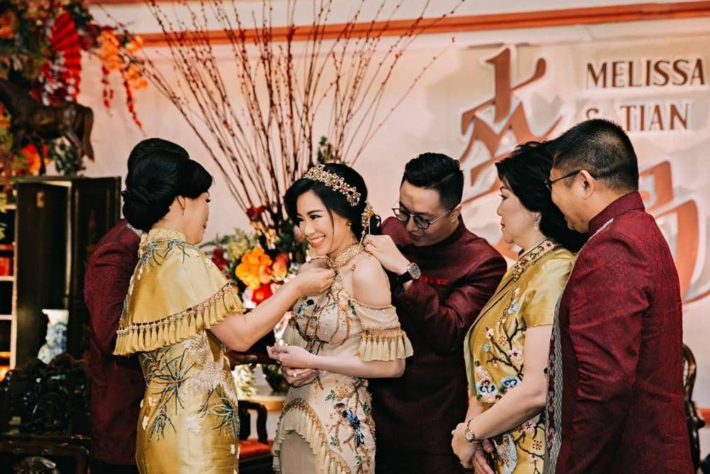 Tingjing Adalah Tradisi Lamaran Tionghoa, Begini Prosesinya | Popbela.com
