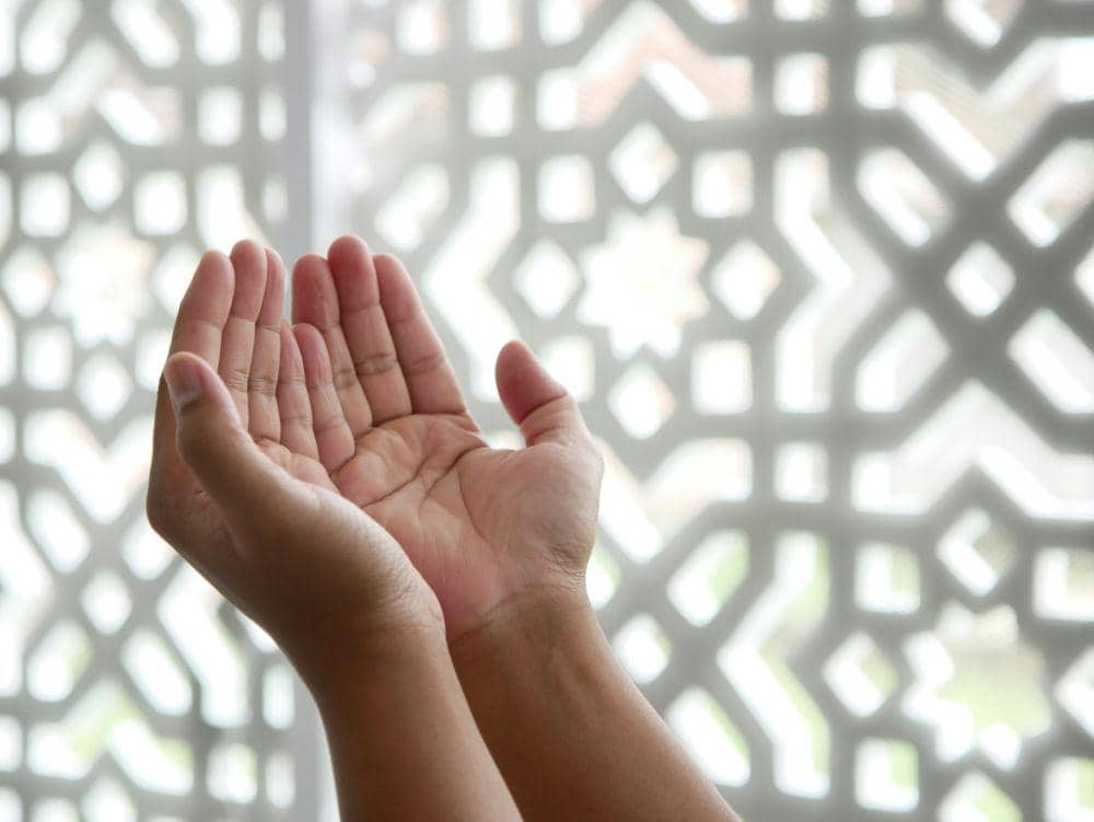 Doa Hari Rabu dan Keutamaannya, Memohon Rahmat Allah SWT | IDN Times