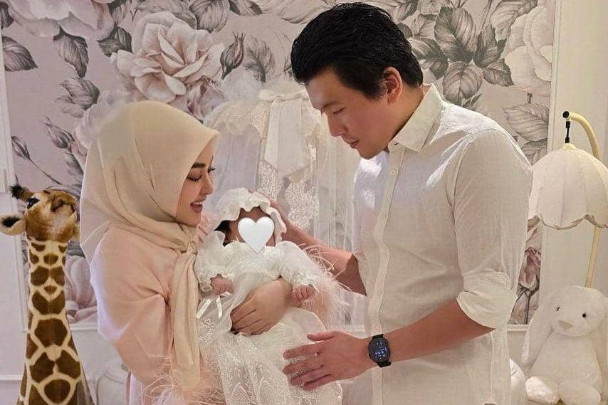 Potret Syahrini dan Reino Peringati 2 Bulan Kelahiran Anak | IDN Times