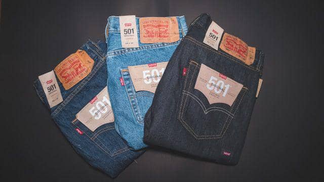 5 Arti Kode Angka pada Celana Jeans Levi's, Catat Bro! | IDN Times
