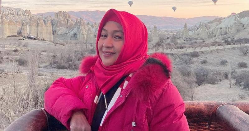 Profil dan Biodata Dina Mariana | Popmama.com