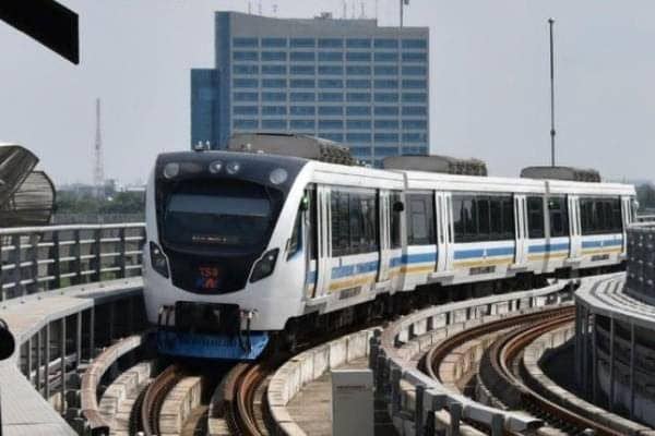 Alami Gangguan Sinyal LRT Sumsel Sempat Berhenti Beroperasi | IDN Times ...