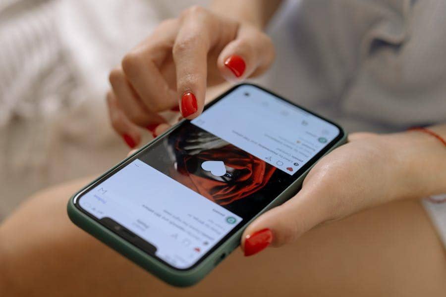 5 Cara Mencari Orang Lewat Foto, Bisa Manfaatkan Google | IDN Times