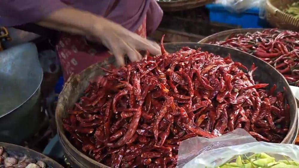 Harga Cabai Naik Lagi di Magetan, Cabai Kering Jadi Solusi | IDN Times ...