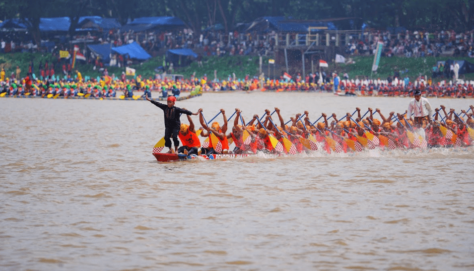 Daftar Karisma Event Nusantara 2025 sebagai Ide Liburanmu | IDN Times