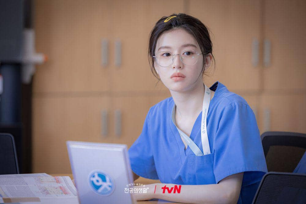 6 Easter Egg Hospital Playlist di Drakor Resident Playbook | IDN Times