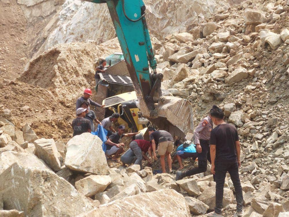 Tragedi Longsor Tambang Cirebon, 14 Tewas 6 Luka-Luka | IDN Times Jabar