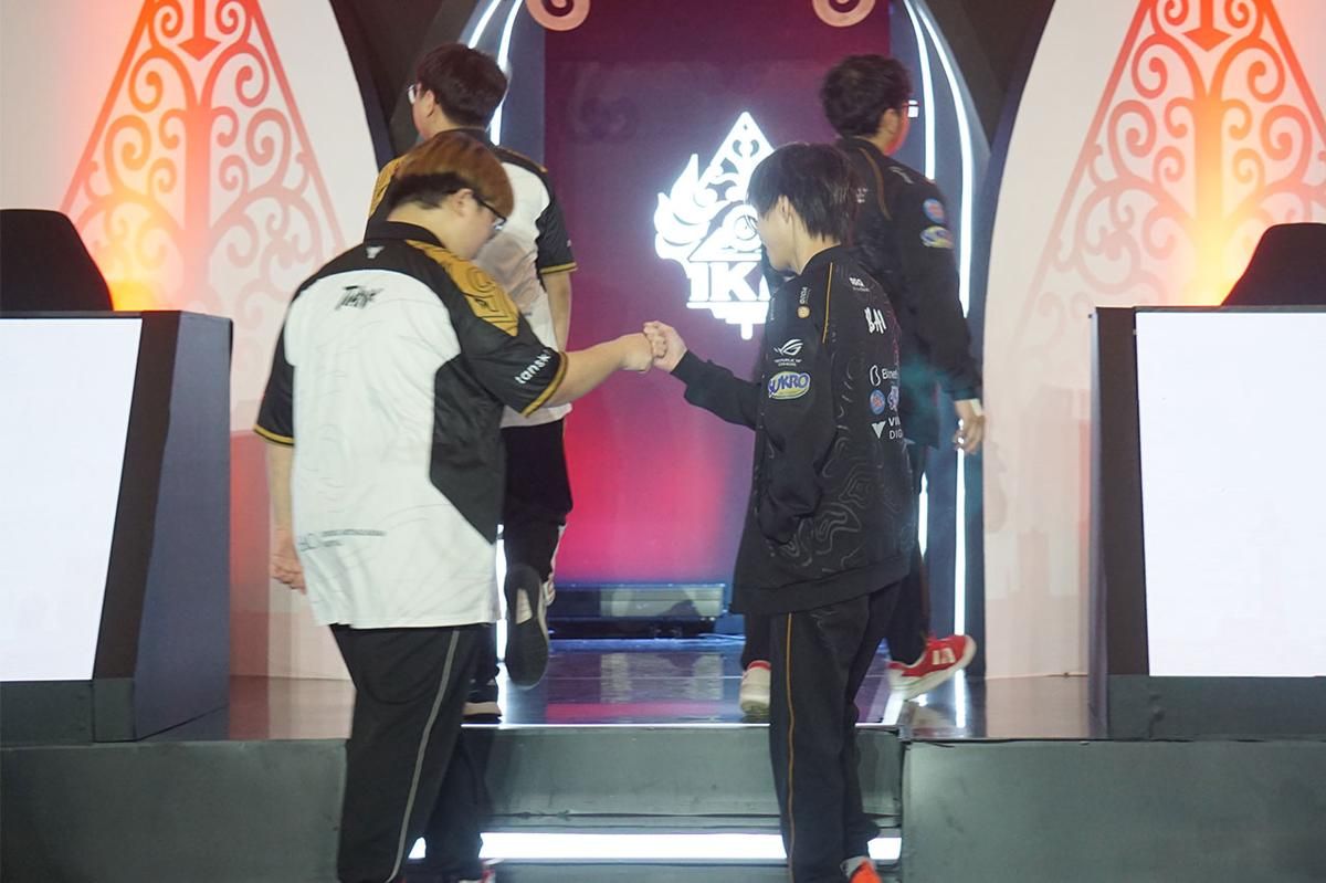 10 Meme Lucu Opah Upin Ipin Paling Nyeleneh dan Bikin Ngakak | Duniaku.com