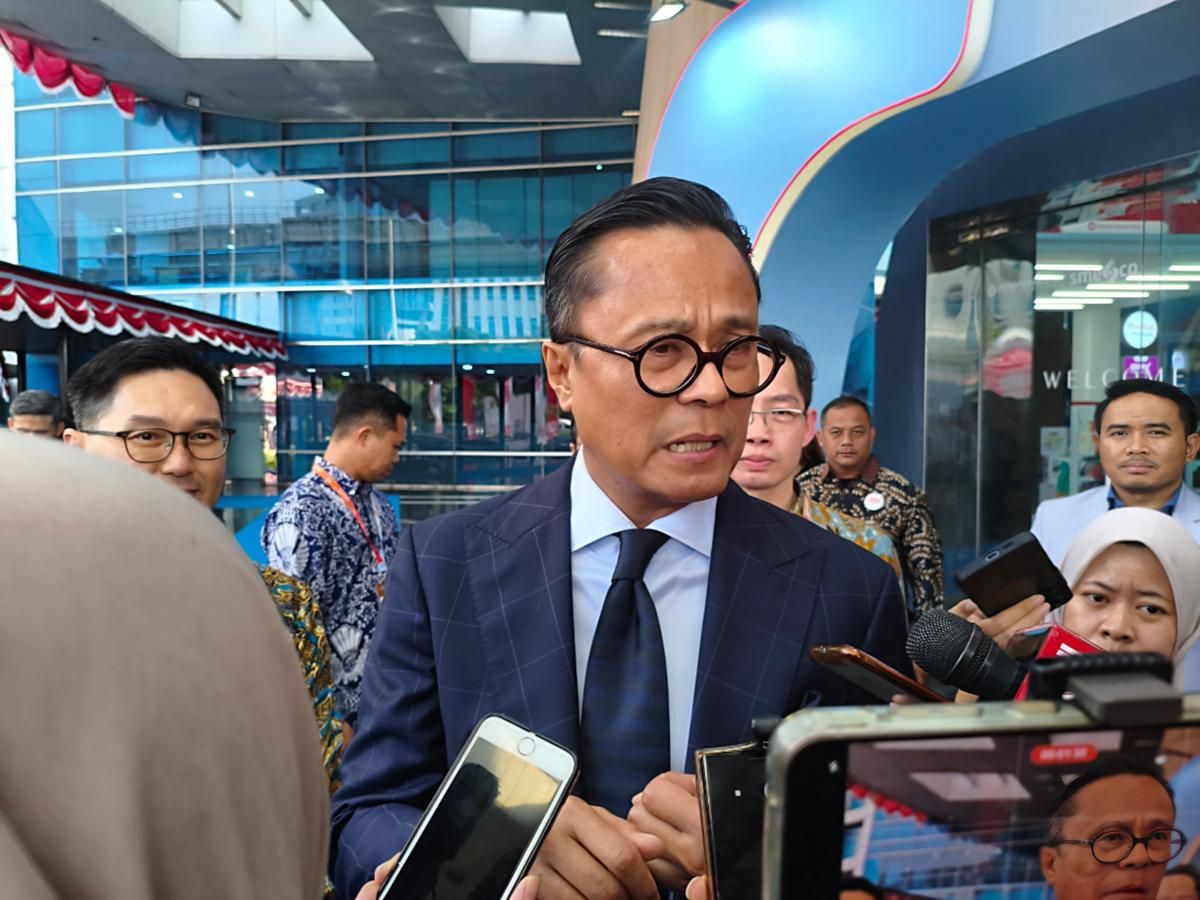 15 Film Acha Septriasa di Netflix, Didominasi Drama Romansa | IDN Times