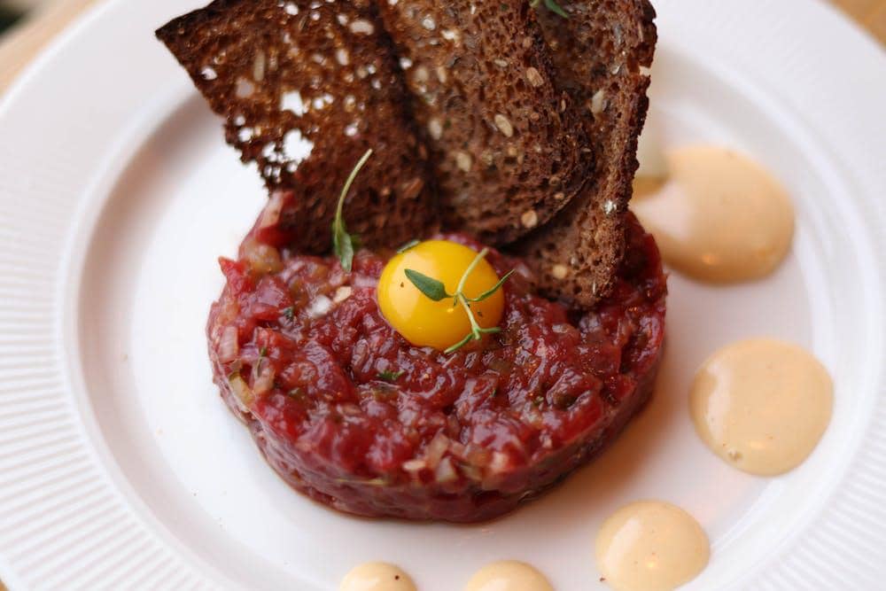 8 Penyanyi Indonesia Perempuan Inisial M yang Sudah Menikah | Popmama.com