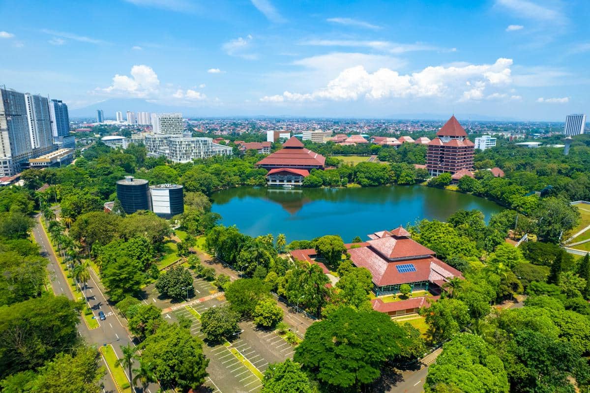 Biaya Kuliah UI Terbaru 2026 SNBP-SNBT: Saintek, Soshum, dan Vokasi ...