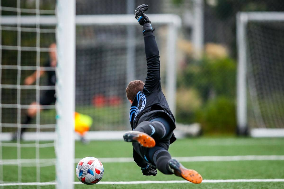 Para Kiper dengan Clean Sheet Terbanyak di SPL 2025/2026 | IDN Times