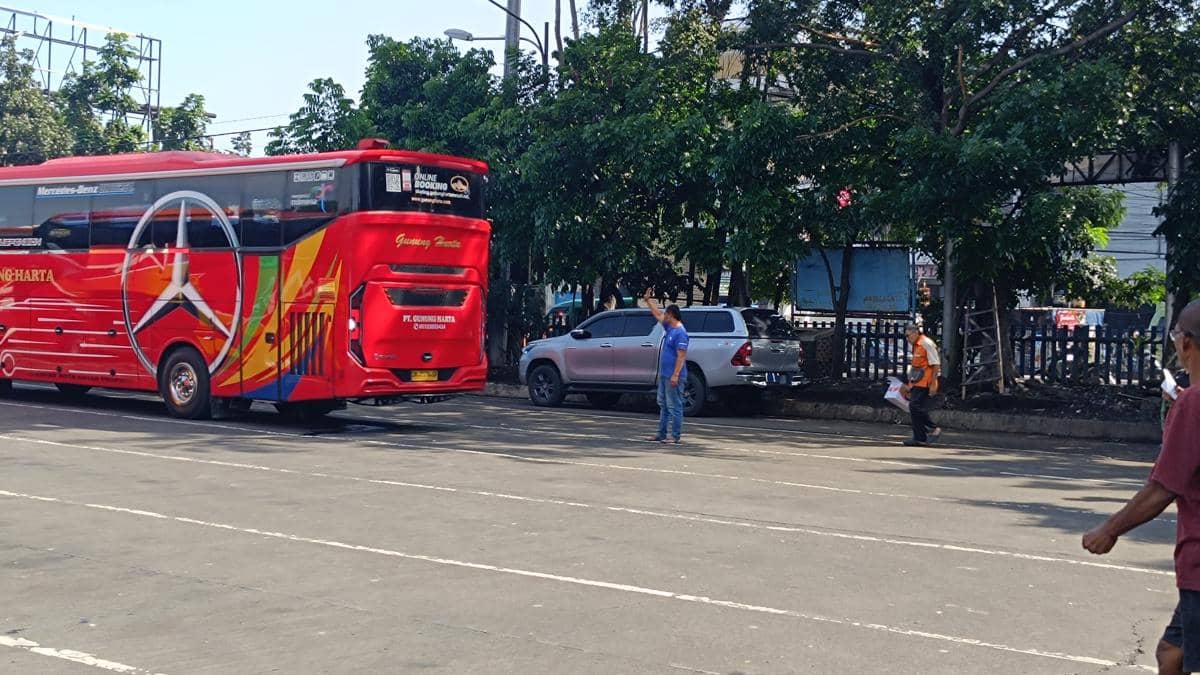 PO Bus Bertahan di Terminal Cicaheum Bandung | IDN Times Jabar